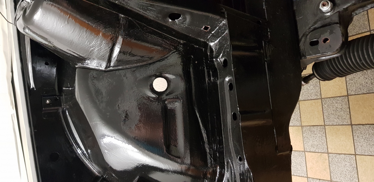 Stopfen für Innenradhaus Ø26mm - e30.de Forum